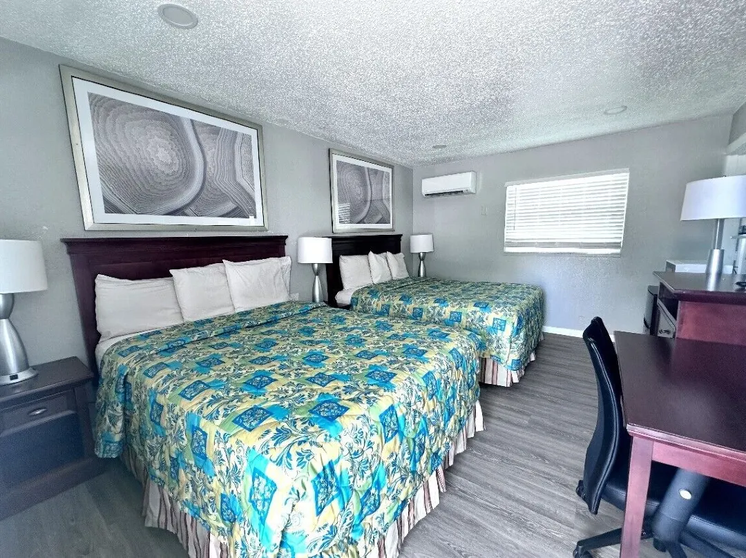 Lemon Bay Motel - Englewood, FL
