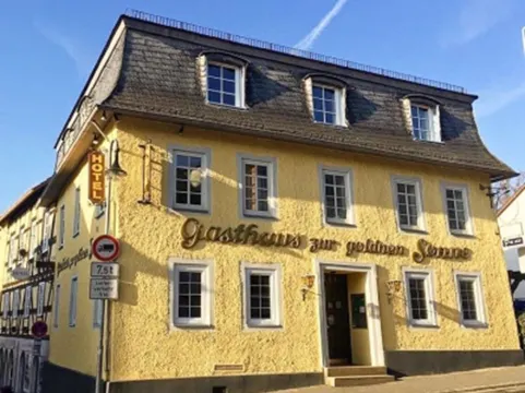 Hotel Zur Goldenen Sonne - Usingen