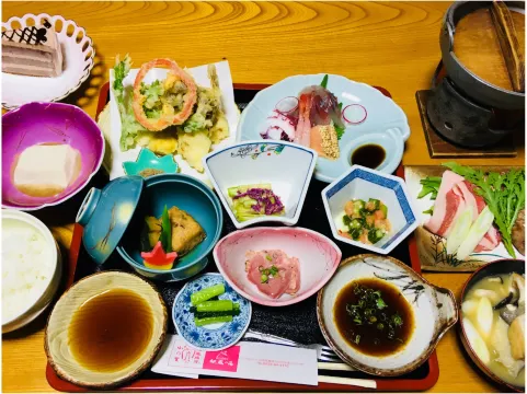 Yunosawa Onsen Jizonoyu - 鶴岡市