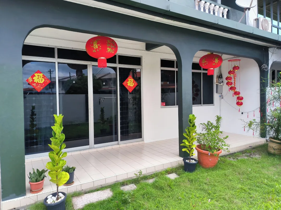 H Homestay Sibu - Semi D 1000mbps Wifi, Astro & Private Parking! - Sarawak