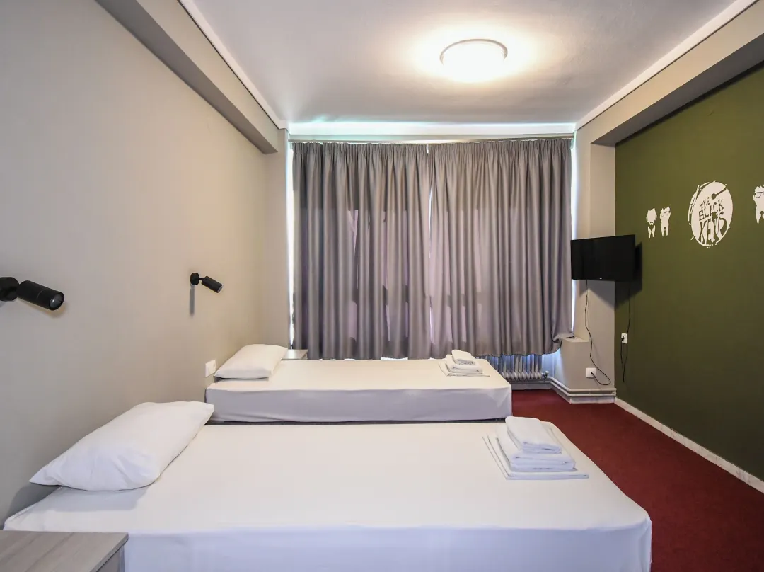 Stay Hybrid Youth Hostel - Greece
