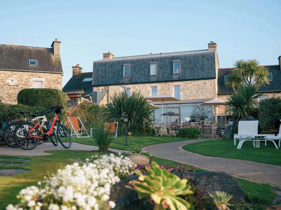 Hôtel Les Agapanthes-logis Hôtel - Paimpol