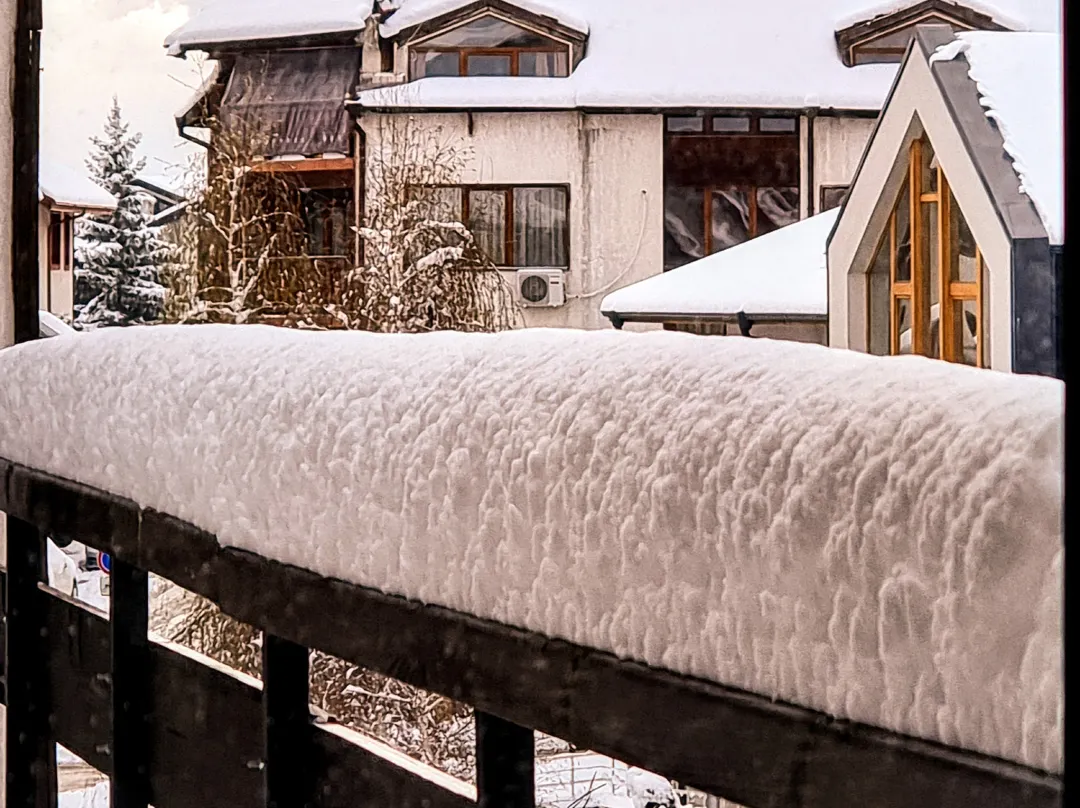 South Facing Balcony - 300mbps Wi-fi - Bansko