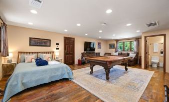 Luxe, Sleeps 12, Spa, Pool, EV, Kings, No Chores! Designer Retreat ...
