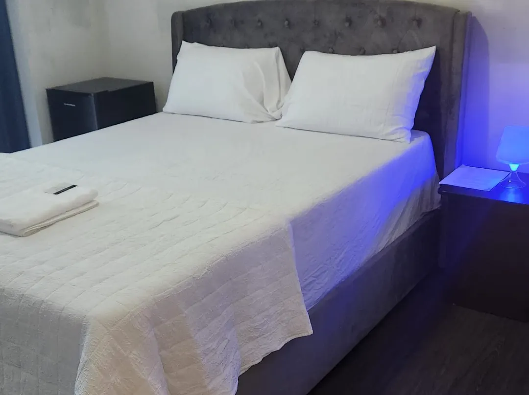 Appartement De 3 Chambres Agape Light Residence - Toronto