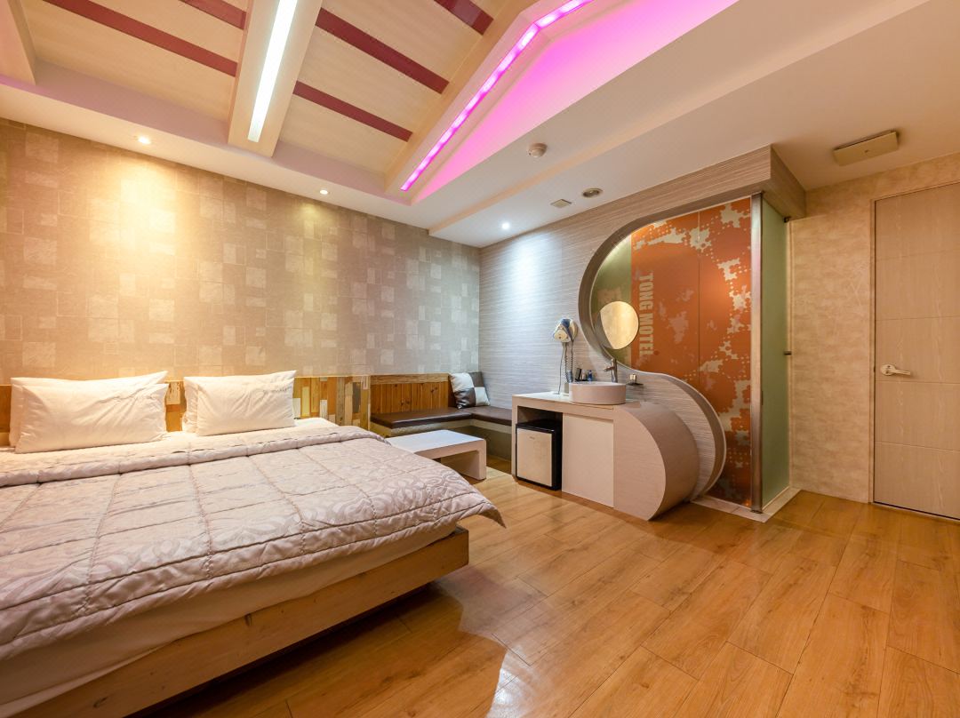 Changwon Sangnam-dong Tong - Tongyeong