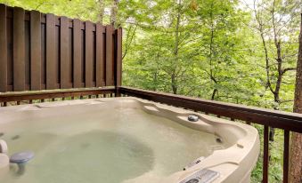 Sevierville Cabin w/ Hot Tub, Views & Pool Access!, Sevier County ...