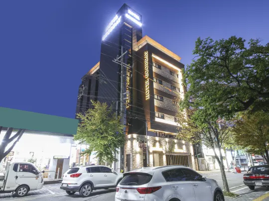 Gwangyang Yongam Hotel Good Day - Yeosu-si