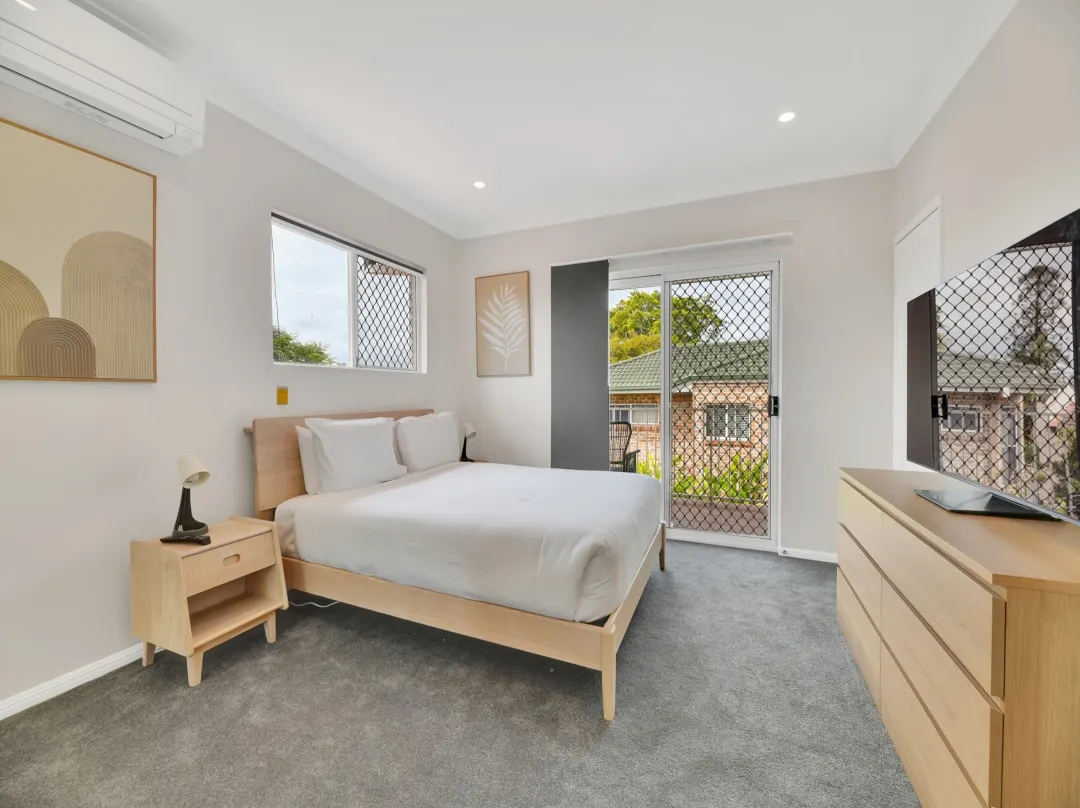Tranquil 3-bed Unit With Lush Garden Views - Logan City