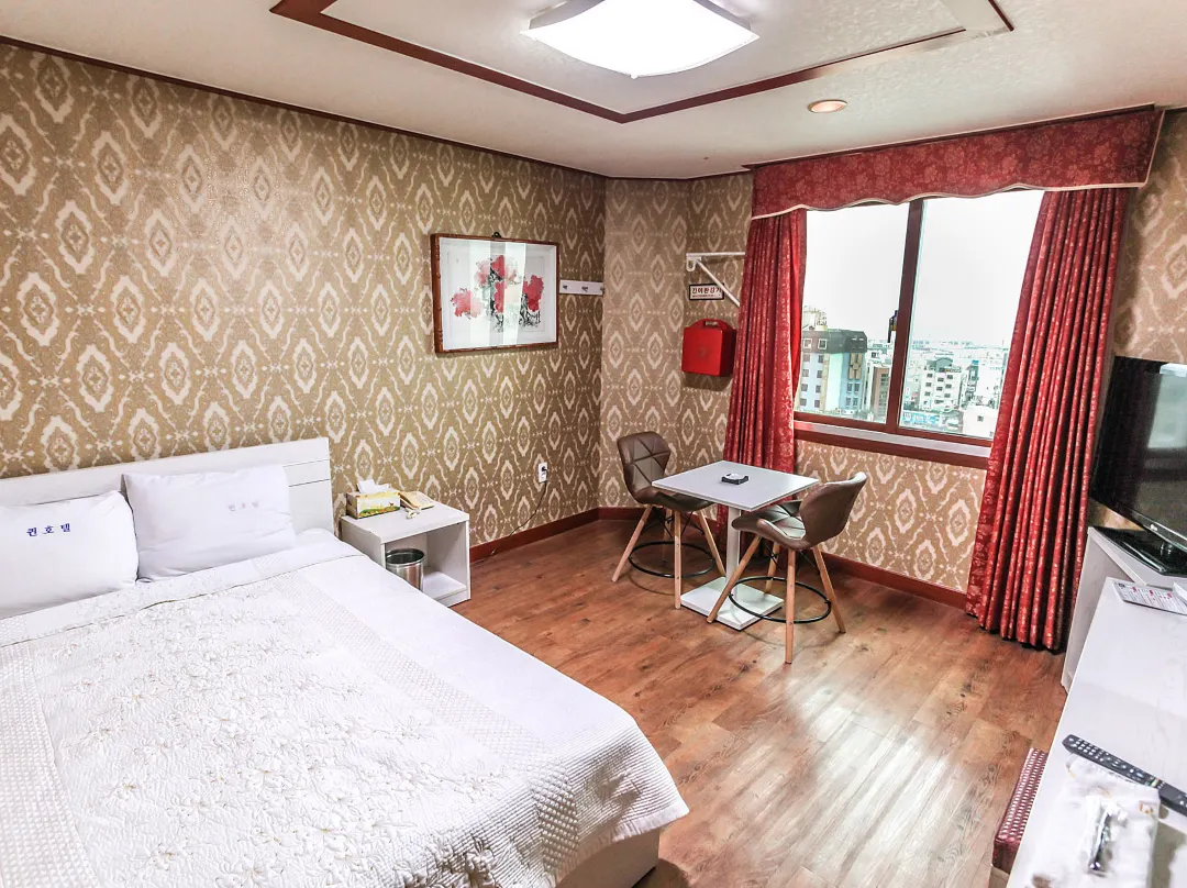 Seogwipo Queen Hotel - Seogwipo-si