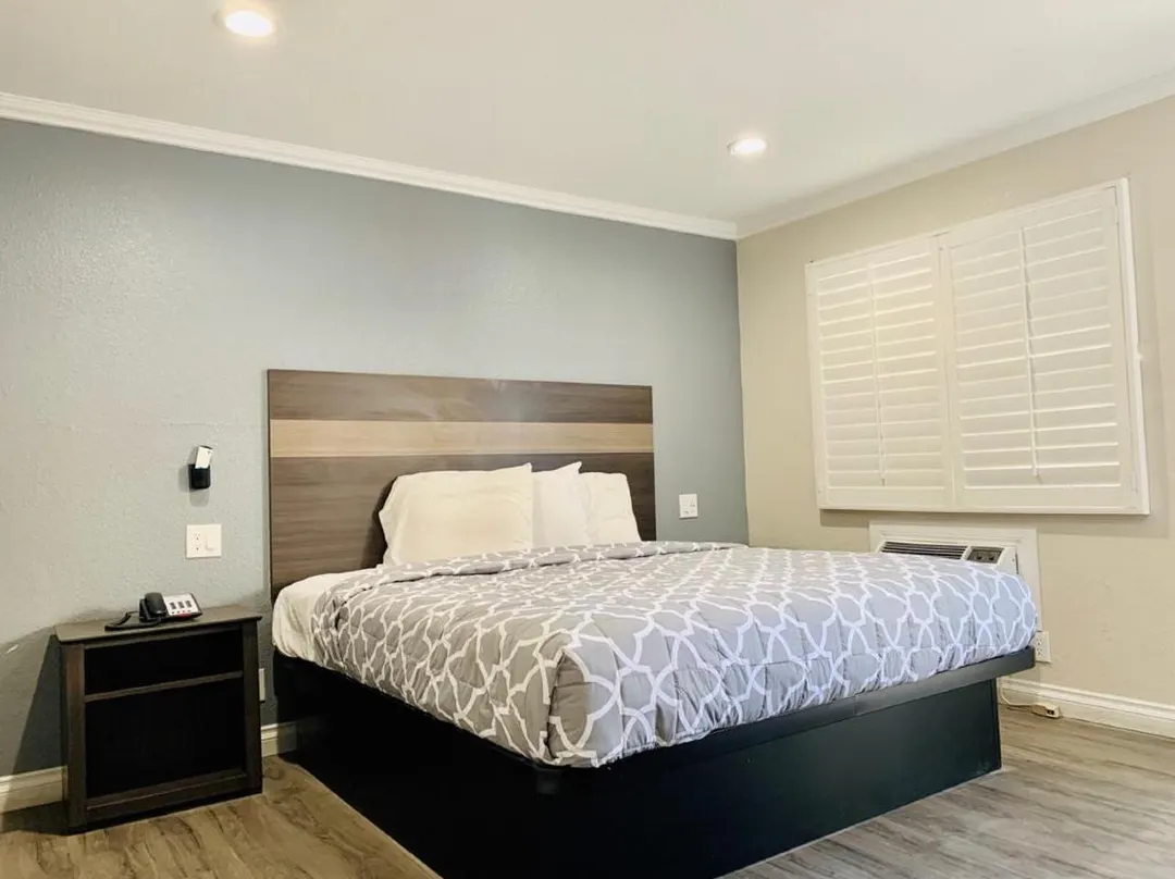 Mi Casa Motel - Orange County, CA