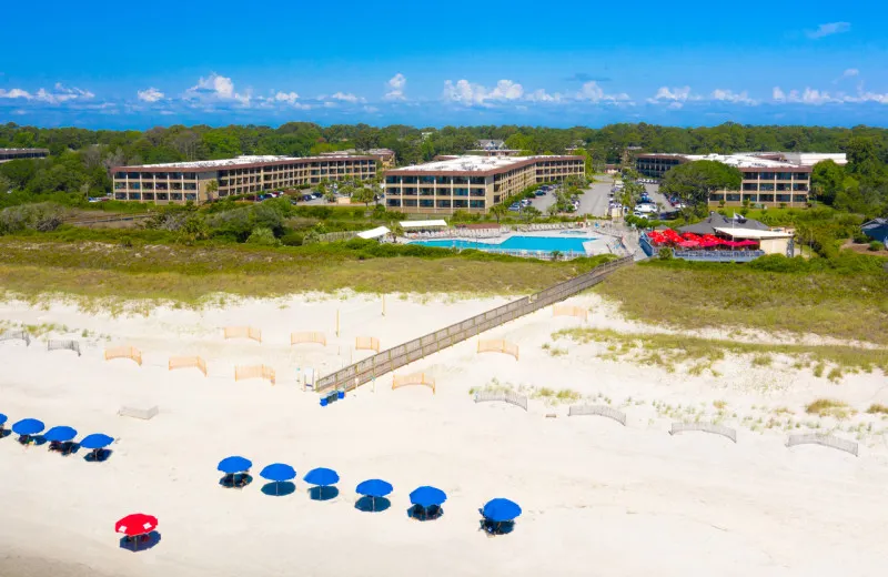 Ocean Views And Luxurious Amenities - Elegant Coastal Retreat - Hilton Head Island