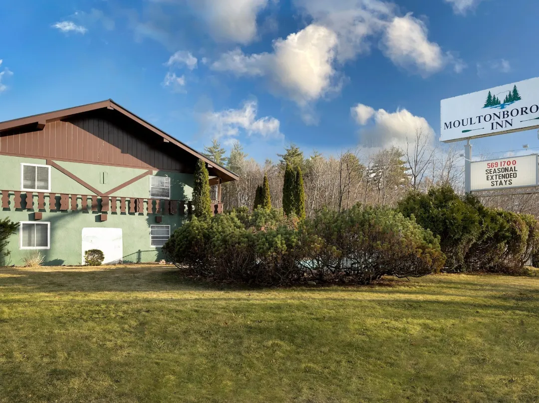 Moultonborough Inn - Lake Winnipesaukee, NH
