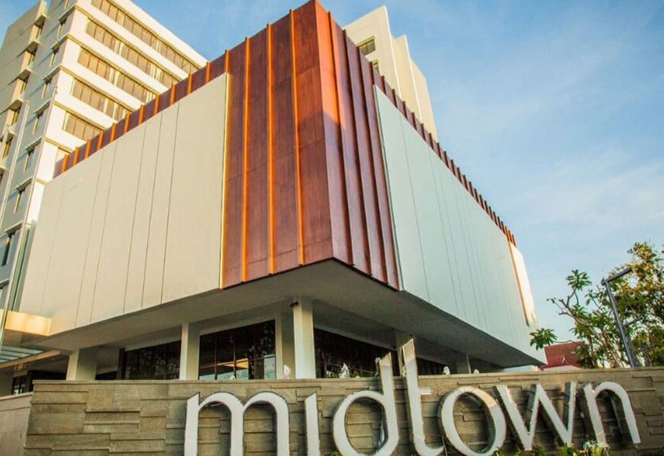 Midtown Hotel Samarinda, ซามารินดา - ได้รับส่วนลดสูงสุด | Trip.com