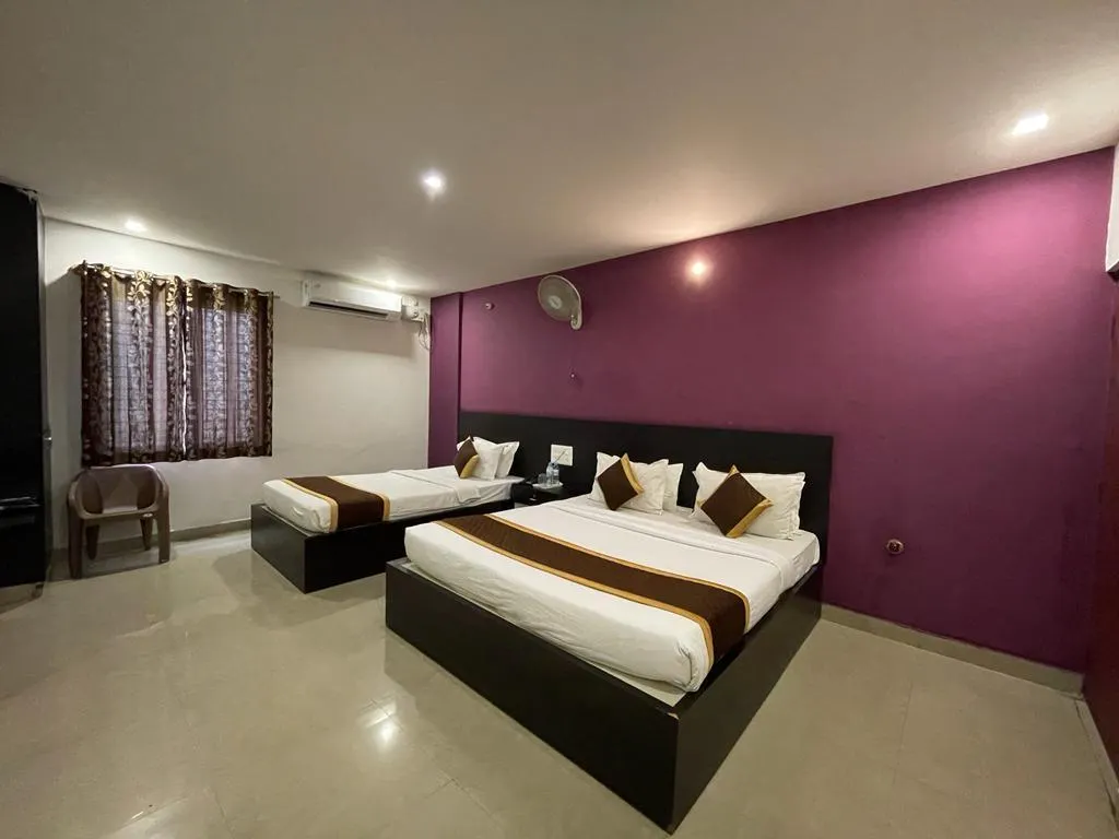 Yuvraj Galaxy Inn - Karnataka