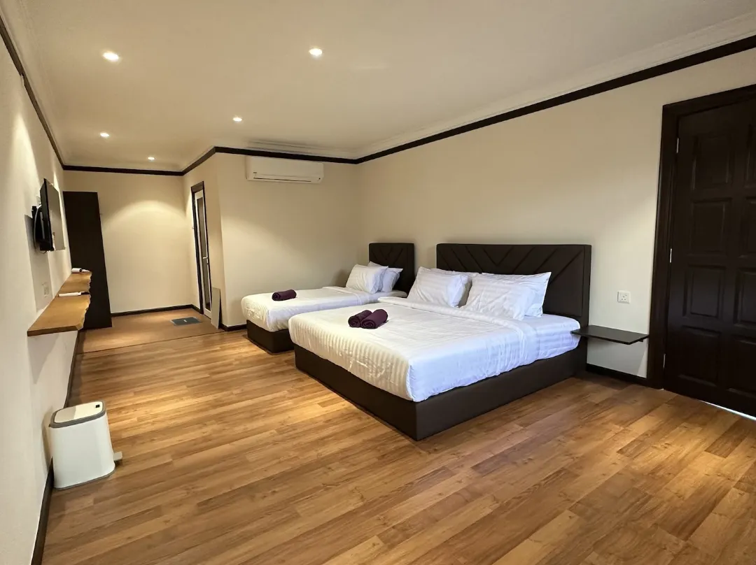 Adina Pool Villa ~ Cenang Langkawi - Pantai Cenang