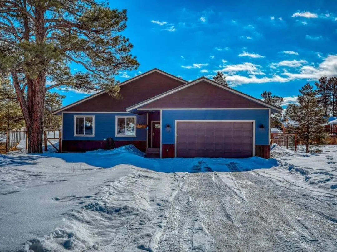 Fenced Backyard With Hot Tub And Grill - Tranquil Luxury Oasis - Pagosa Springs, CO