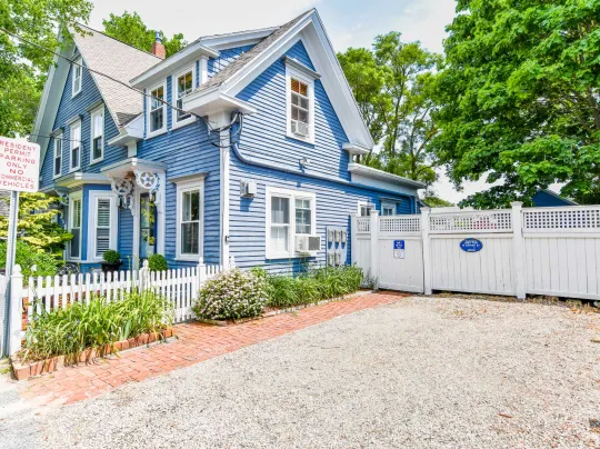 Charming Front Patio And Cozy Gas Fireplace - Inviting Hideaway - Provincetown, MA