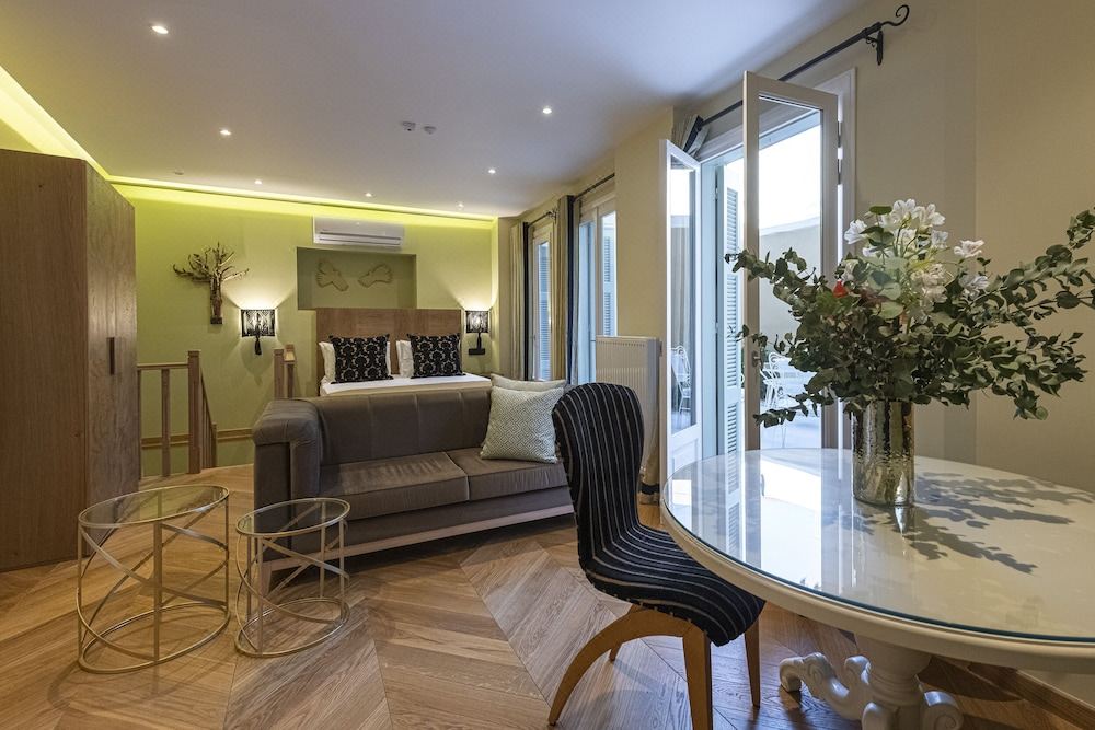 Plaka Boutique Apartments - Athens