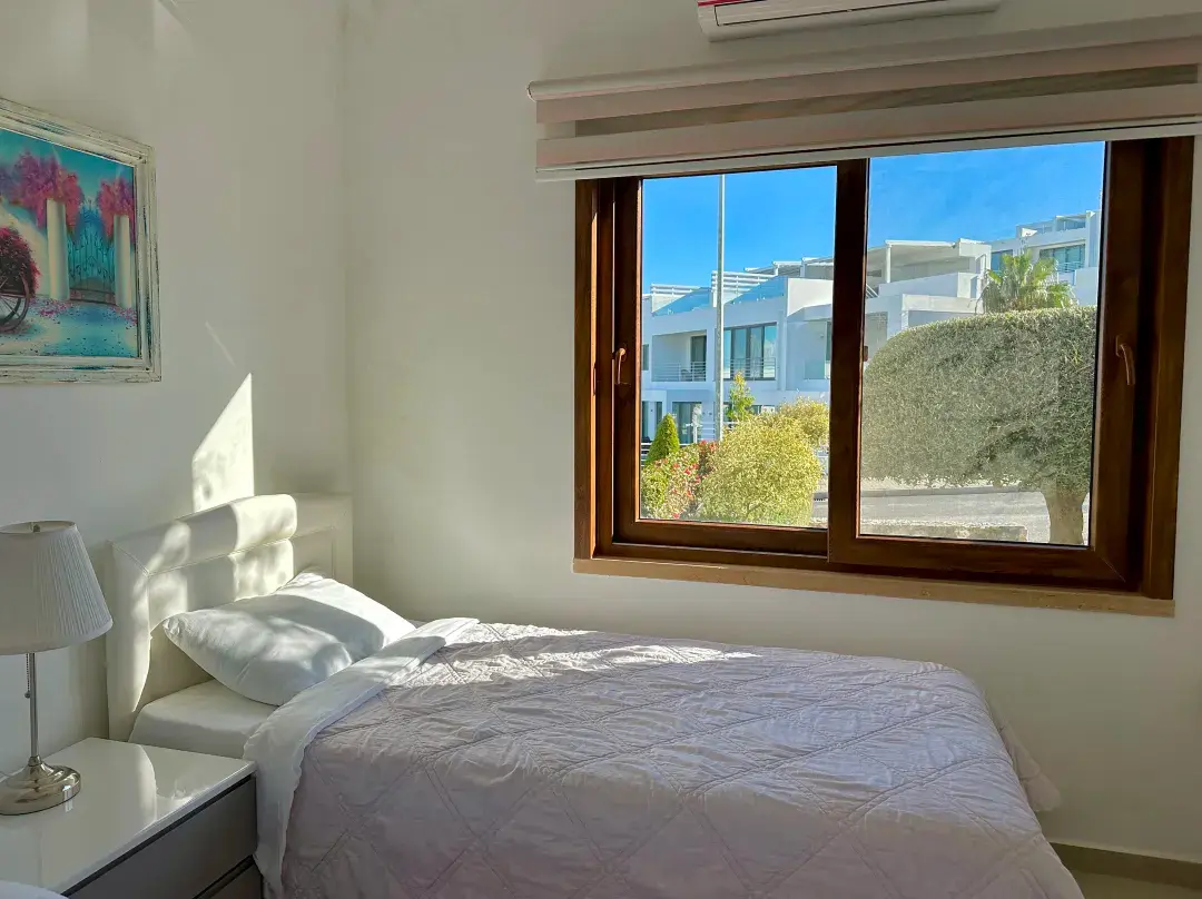 Poolside 2 Bedroom Vacation Rental With Garden Terrace - Girne