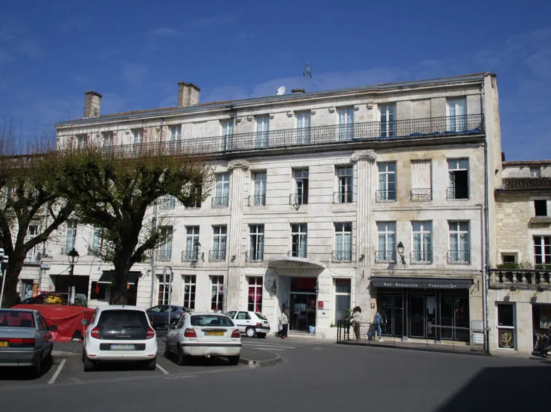 Hôtel Du Palais - Charente