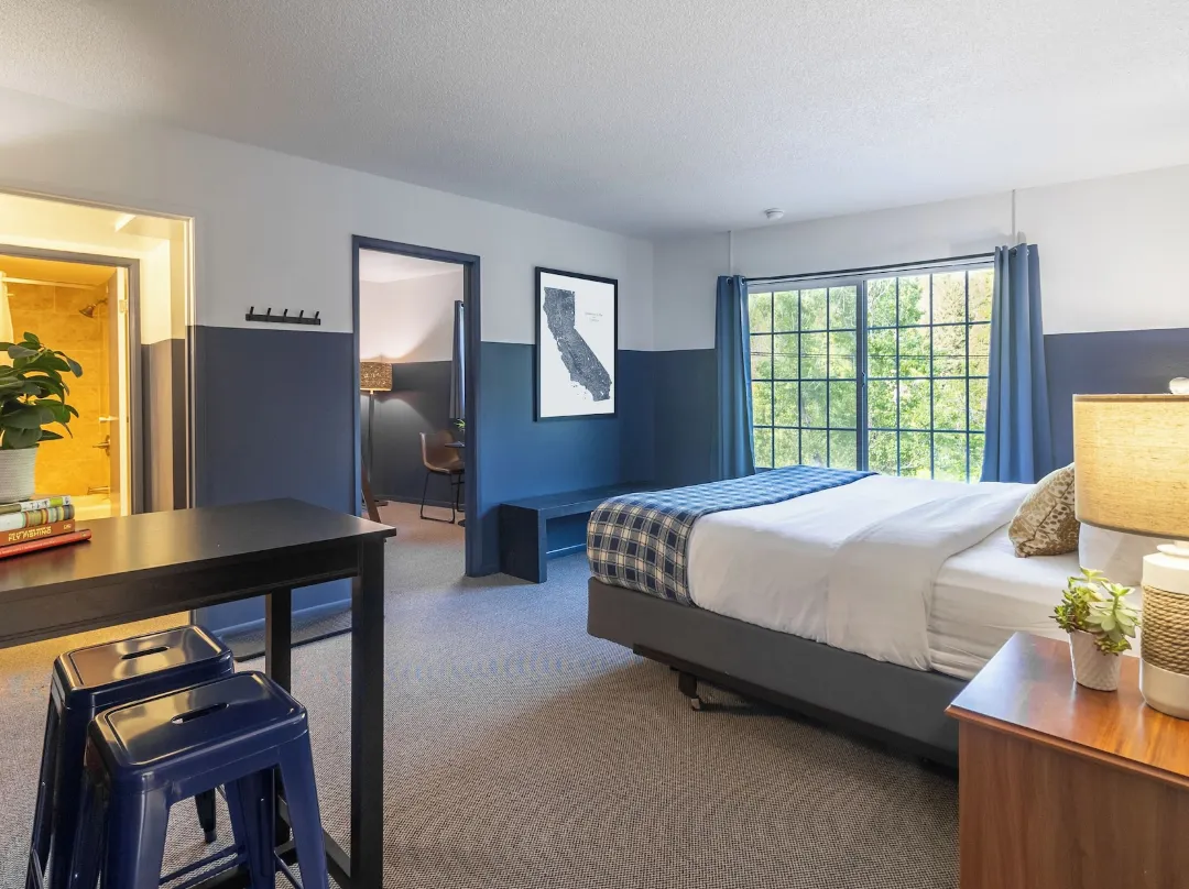 The Angler Lodge - Mount Shasta, CA