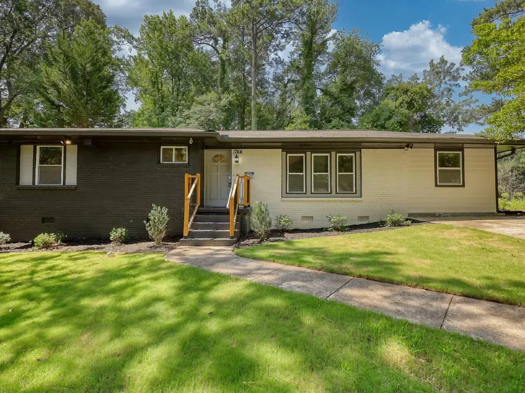 Serene Haven - Cozy Living, Media-ready Lounge - Atlanta, GA