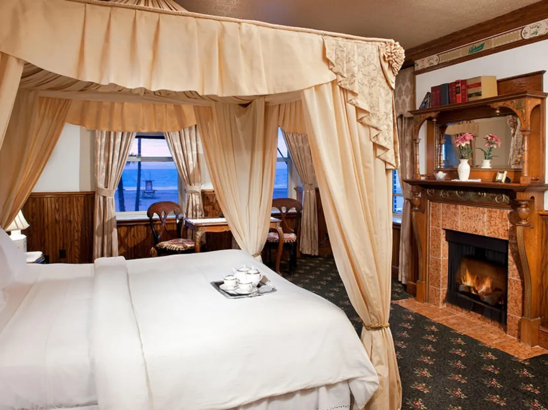Doryman's Oceanfront Inn - Newport Beach, CA