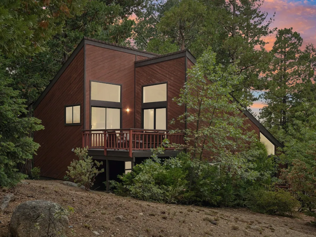 Idyllwild Realty Vacations - Idyllwild-Pine Cove, CA
