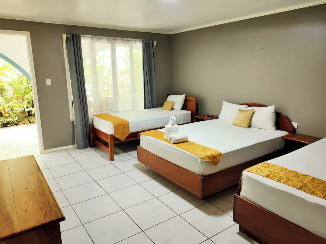 Arenal Poshpacker Boutique Urban Tropical Hotel - La Fortuna