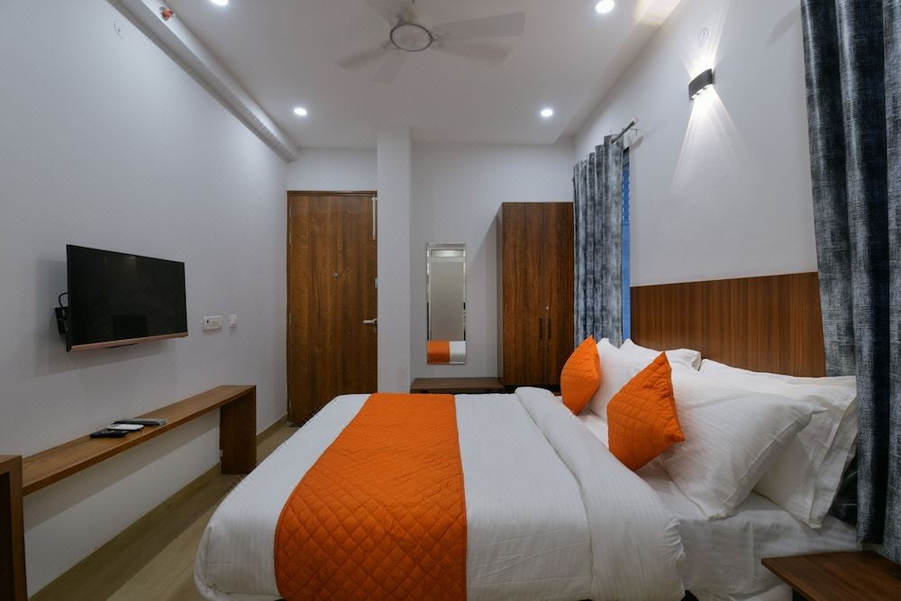 Hotel Admire Inn By F9 Hotels - Noida