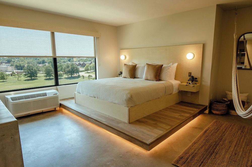 Brut Hotel - Tulsa, OK