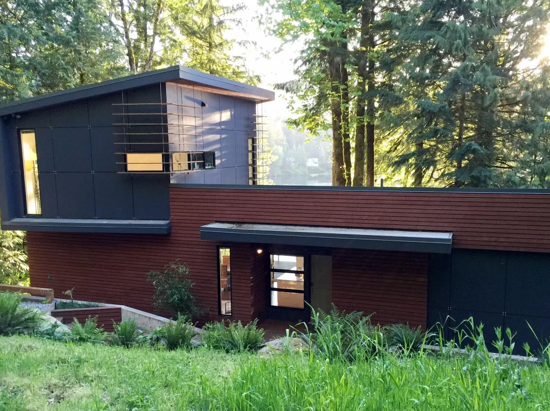 Silver Lake #83 - Spectacular Dream Home Overlooking Silver Lake. - Glacier, WA