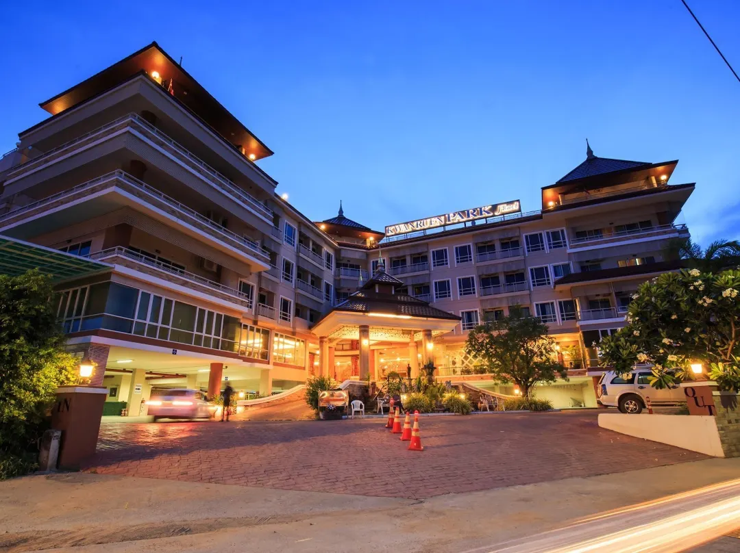 Kwanruen Park Hotel - Nakhon Ratchasima