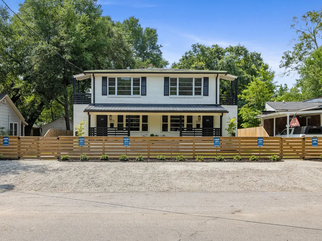 Chef's Kitchen And Access To Exclusive Club Amenities - Stylish Oasis - Goose Creek, SC