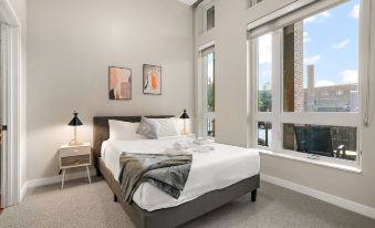 CozySuites Marquee (Minneapolis) - 2026 Prices, Reviews & Deals | Trip.com