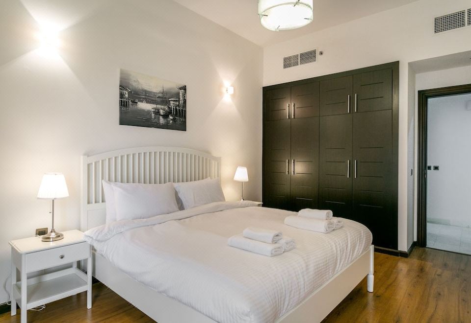 One Perfect Stay - 1Br at Al Murad Tower,Dubai - Updated Prices & Hotel ...