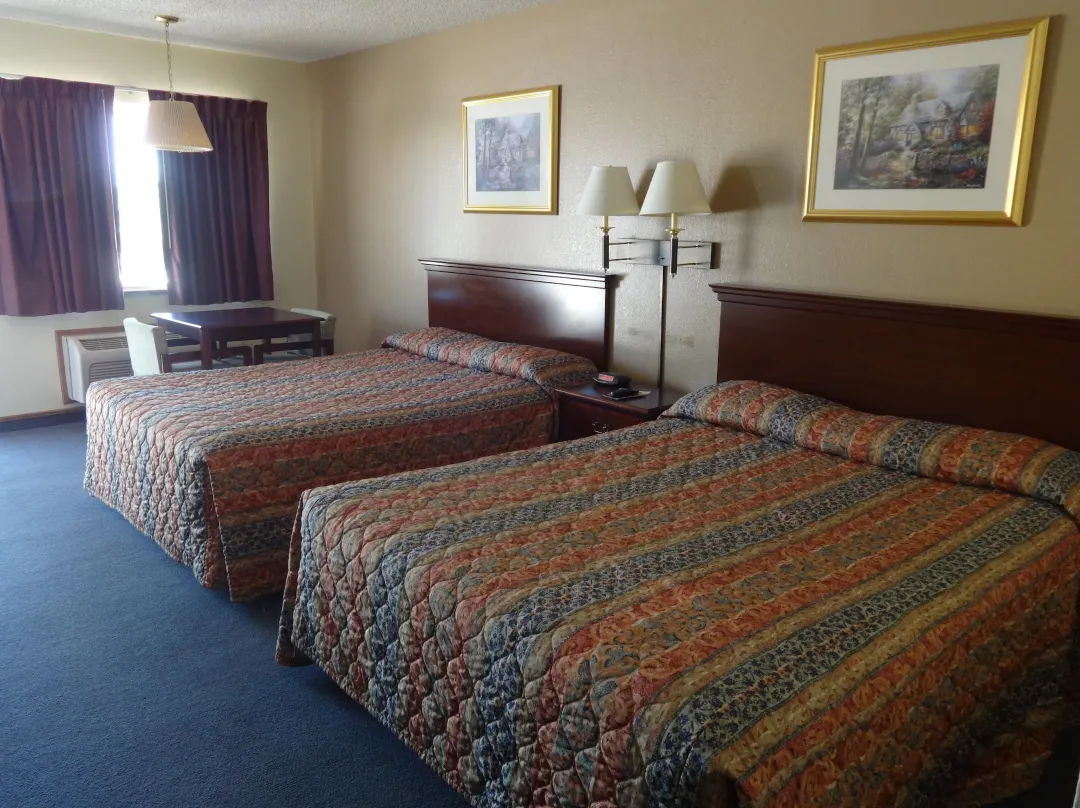 National 9 Inn - Garden City, KS