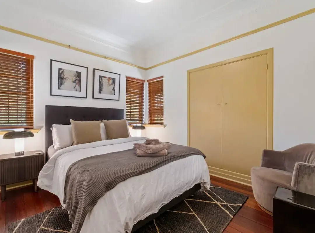 Art Deco Elegance In New Farm! - Brisbane
