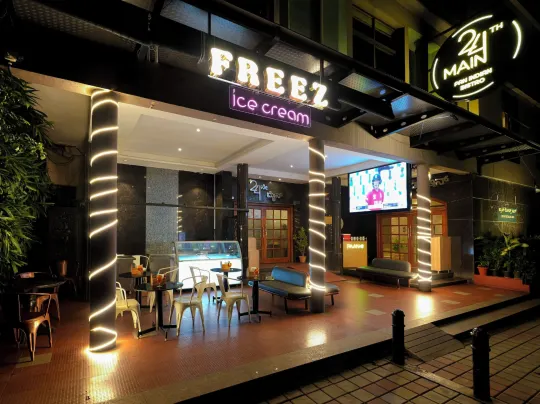 Cross Roads Inn - Bangalore