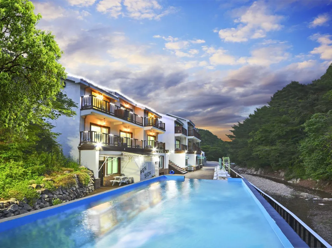 Gyeongju Green Valley Spa Pension - Gyeongju-si