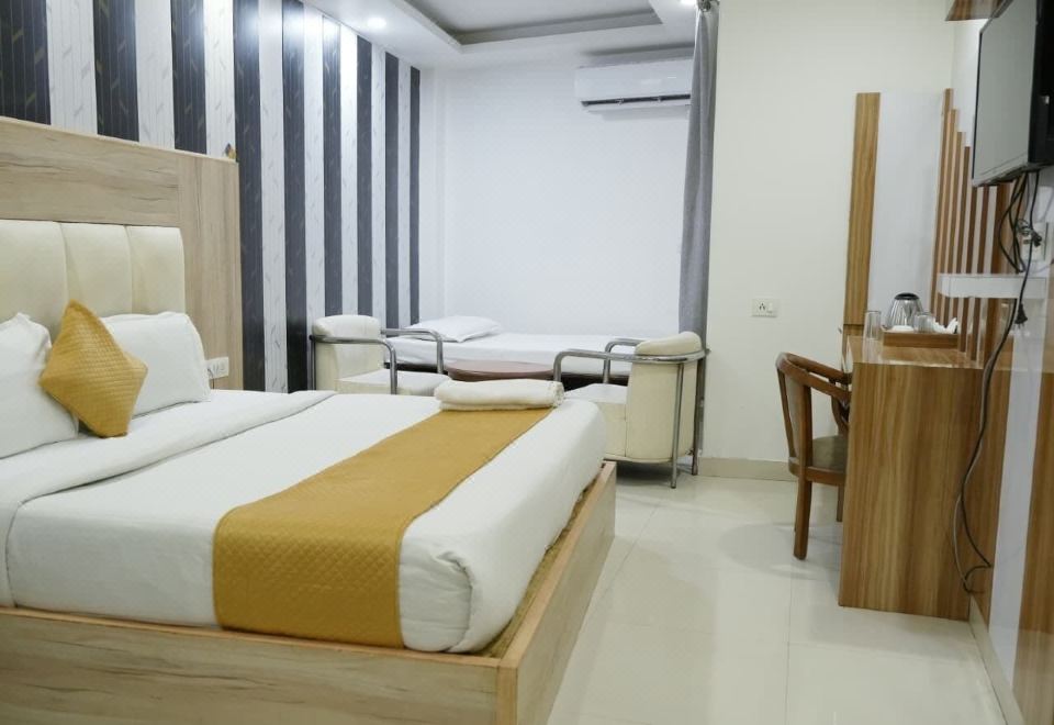 Grow the Modesty Hotel# New Delhi Near International Airport # Family ...