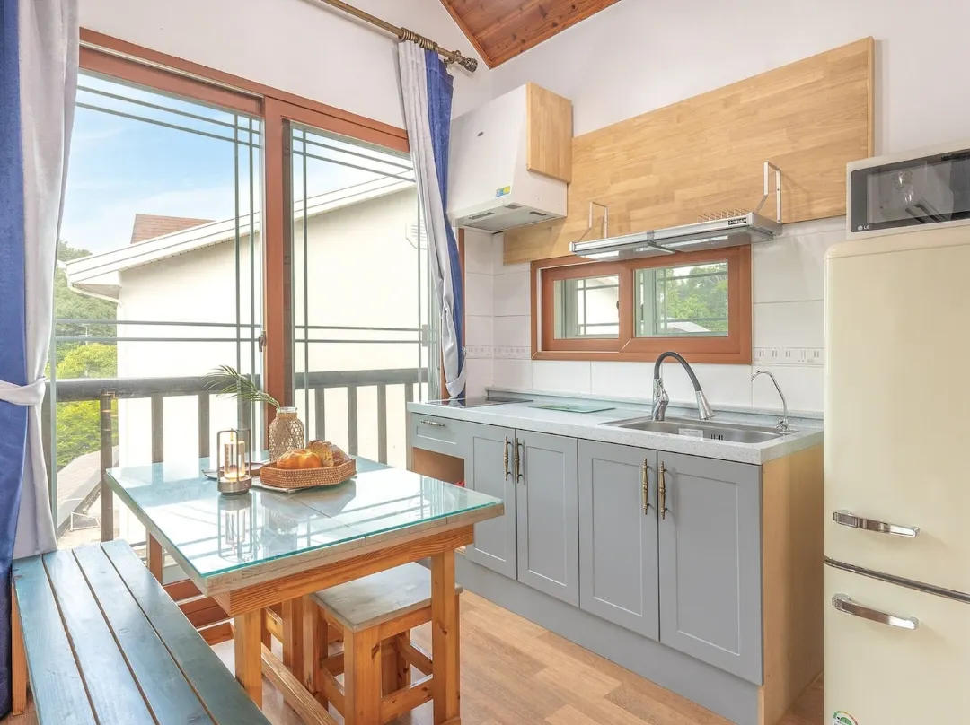 Gapyeong Highmong Pet-friendly Kids Pool - Namyangju-si