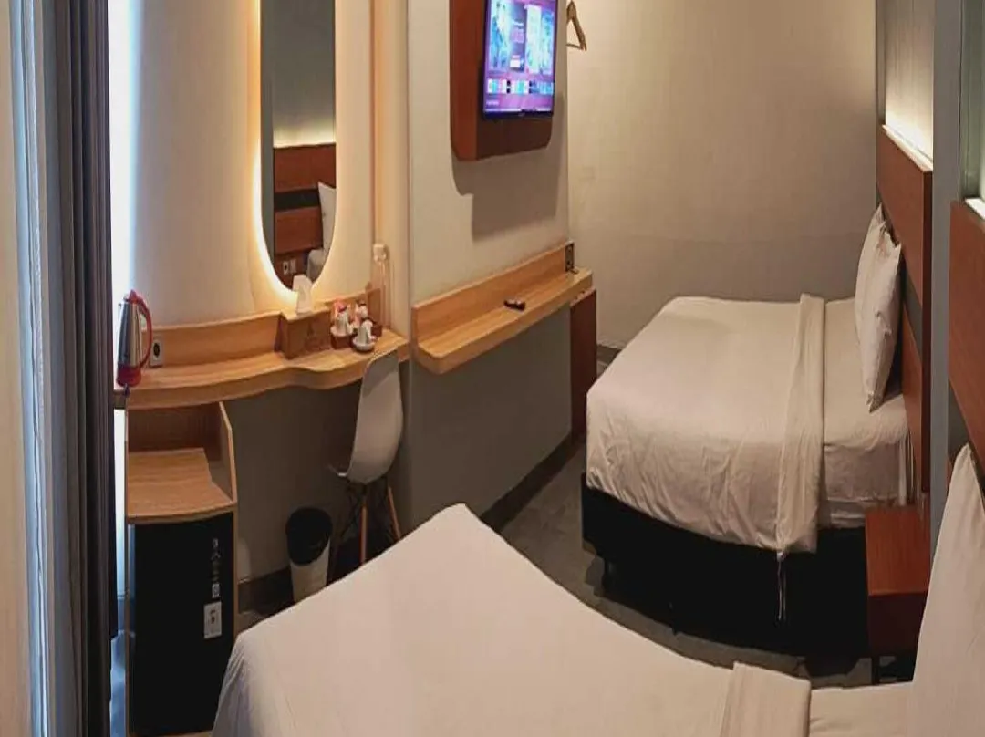 Queen Boutique Hotel Simpang Lima - スマラン