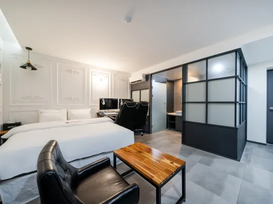 Chungju Lie Hotel - Chungju