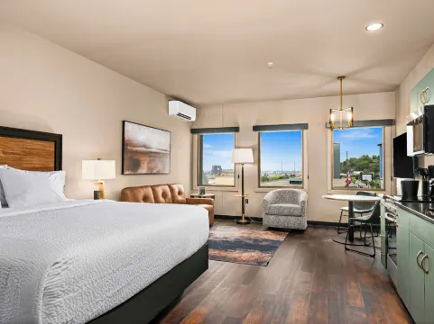 Force On 5th Avenue Hotel - Duluth, MN