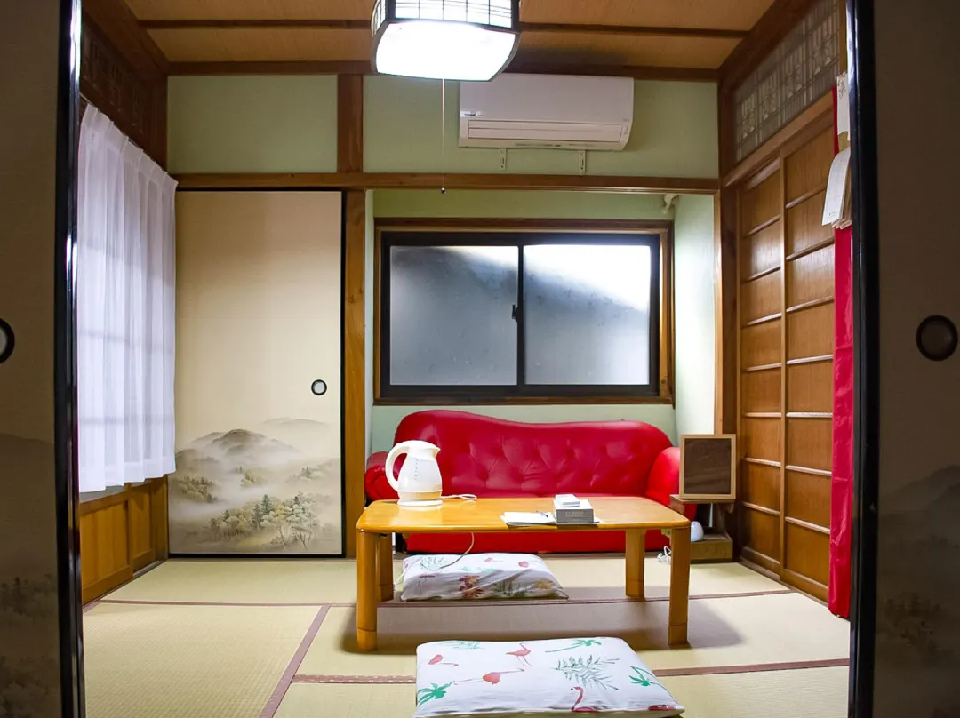 Guest Cafe Kuchikumano - Wakayama Prefecture, Japan