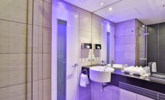 Holiday Inn Express Durban - Umhlanga, Umhlanga - Latest Prices and ...