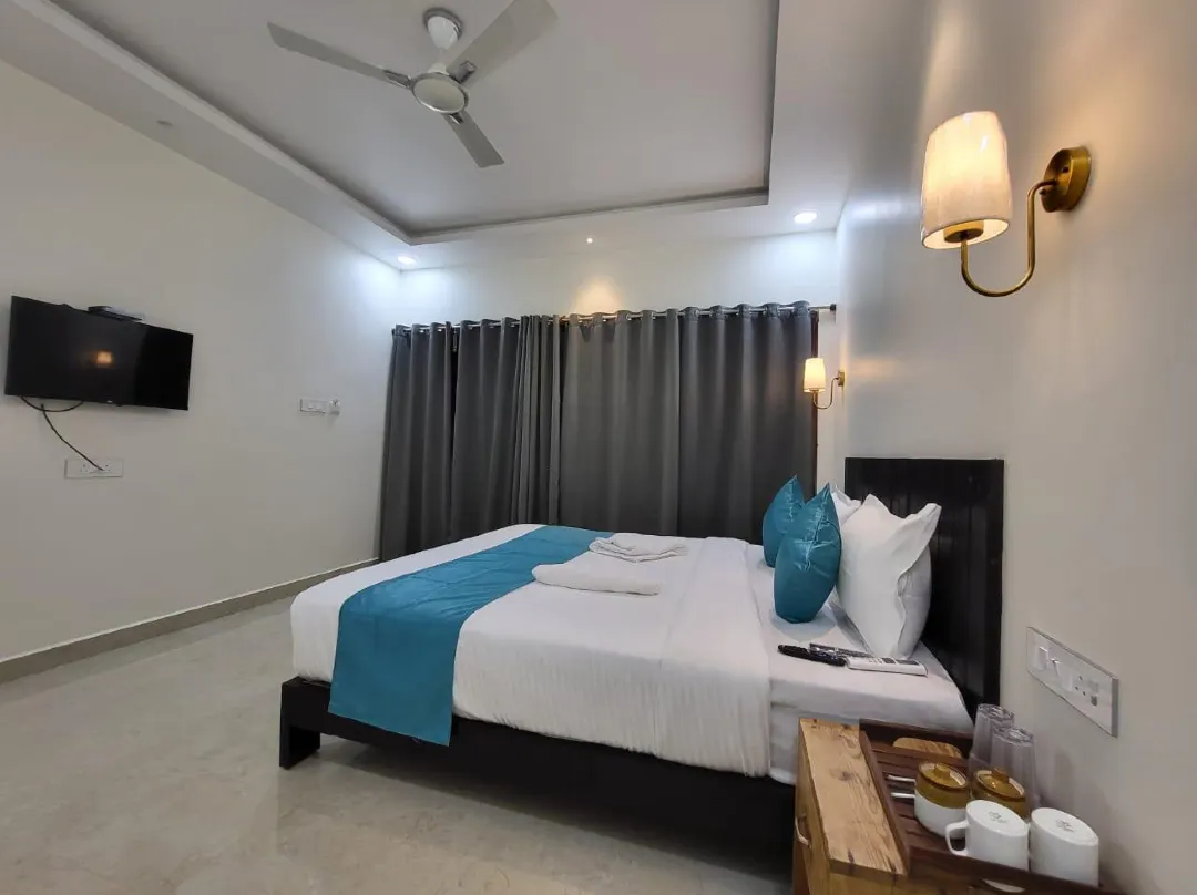 Sand Tent Beach House - Goa