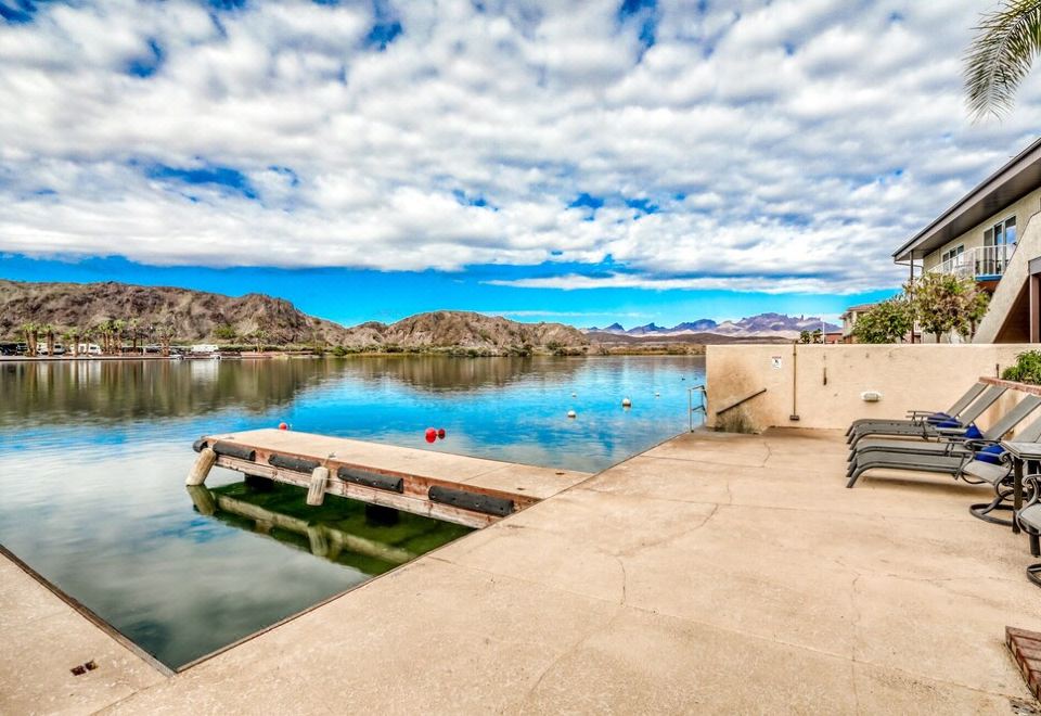 5 STAR GORGEOUS RIVER FRONT HOME RIGHT ON THE WATER AND DOCK !!! ON ...